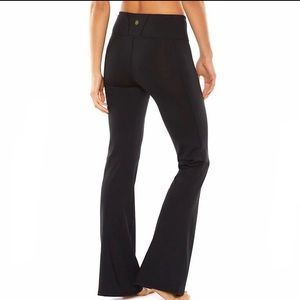 GAIAM | Pants & Jumpsuits | Nwt Womens Gaiam Black Stretch Yoga Pants ...